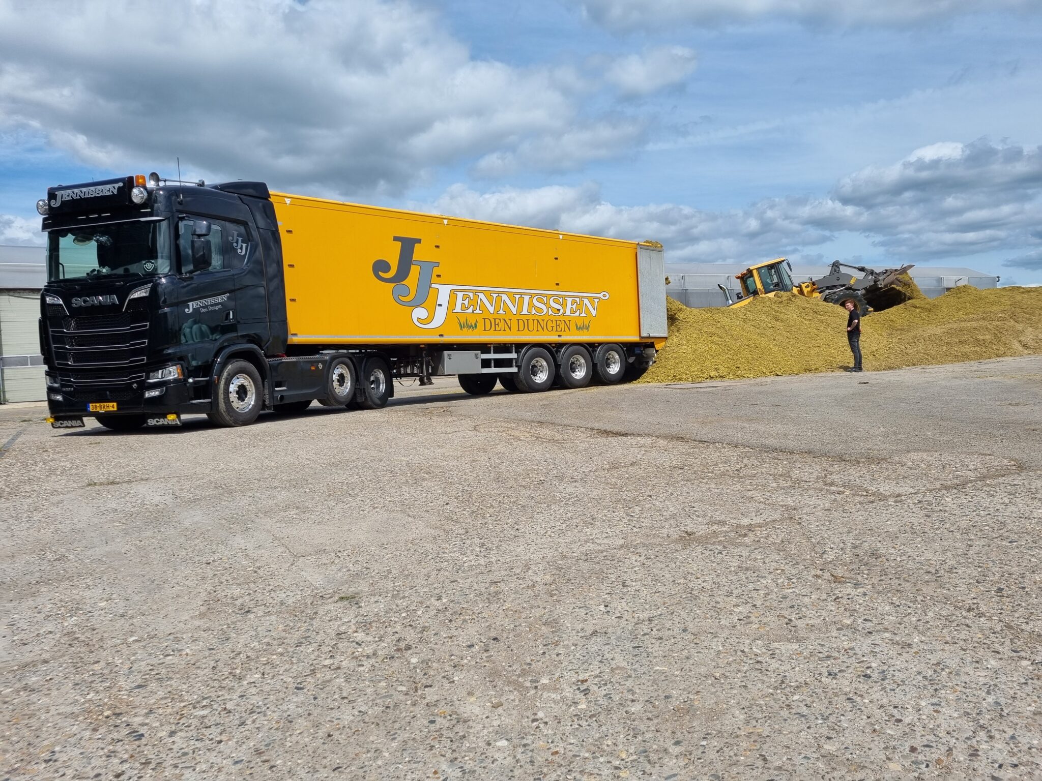 Walking floor transport - Jennissen